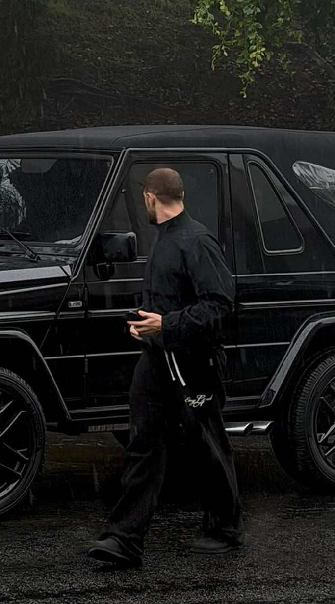 247 DNA Hoodie - Jet Black | REPRESENT