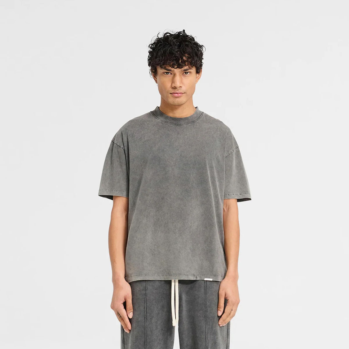 Initial T-Shirt | Vintage Grey | REPRESENT